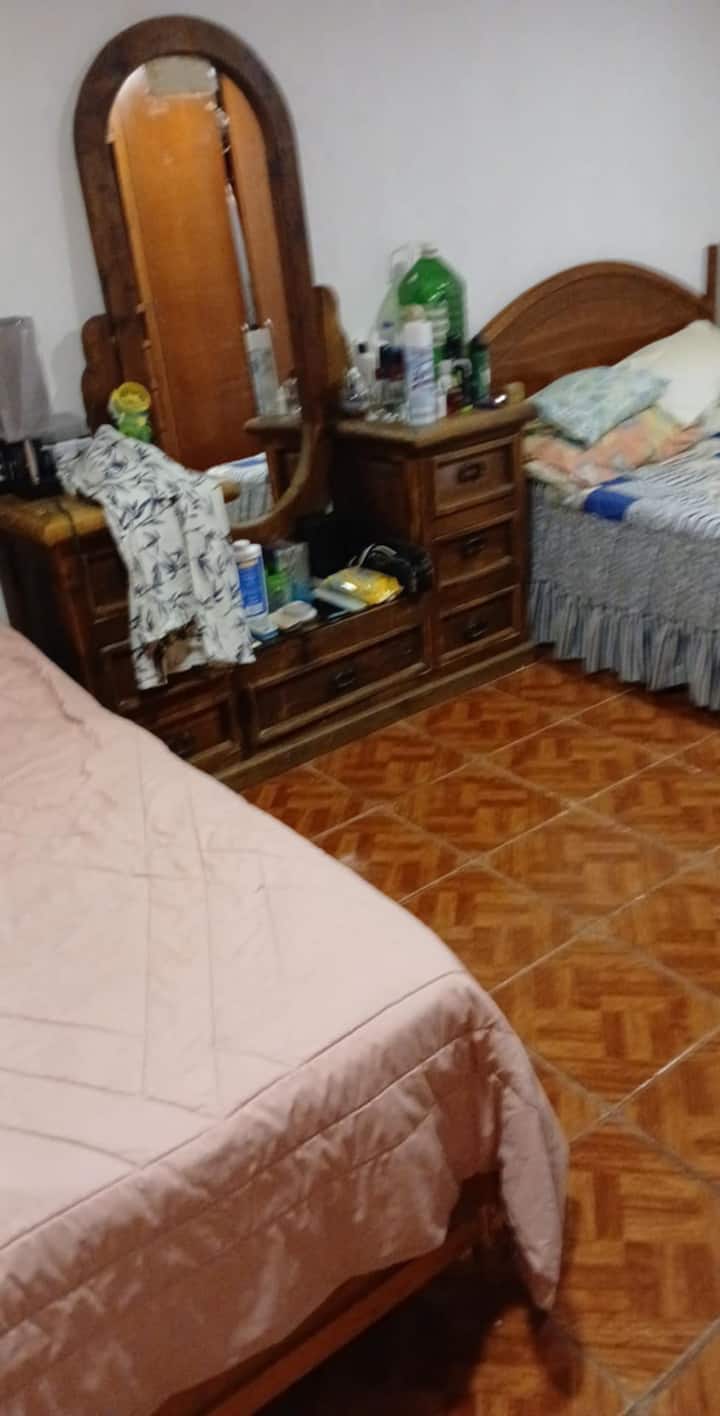 Hermosa Casa Grande Espaciosa Confortable - San Luis Potosí