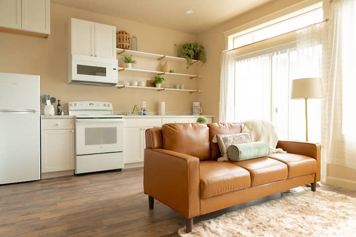 The Quiet Hideaway - Guest House - Pasco, WA