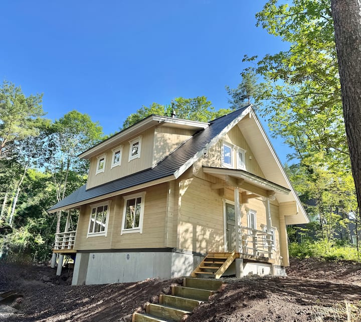 北軽井沢【Second House  Kukka】浅間山麓に佇む新築 北欧風モダンログハウス - 吾妻郡