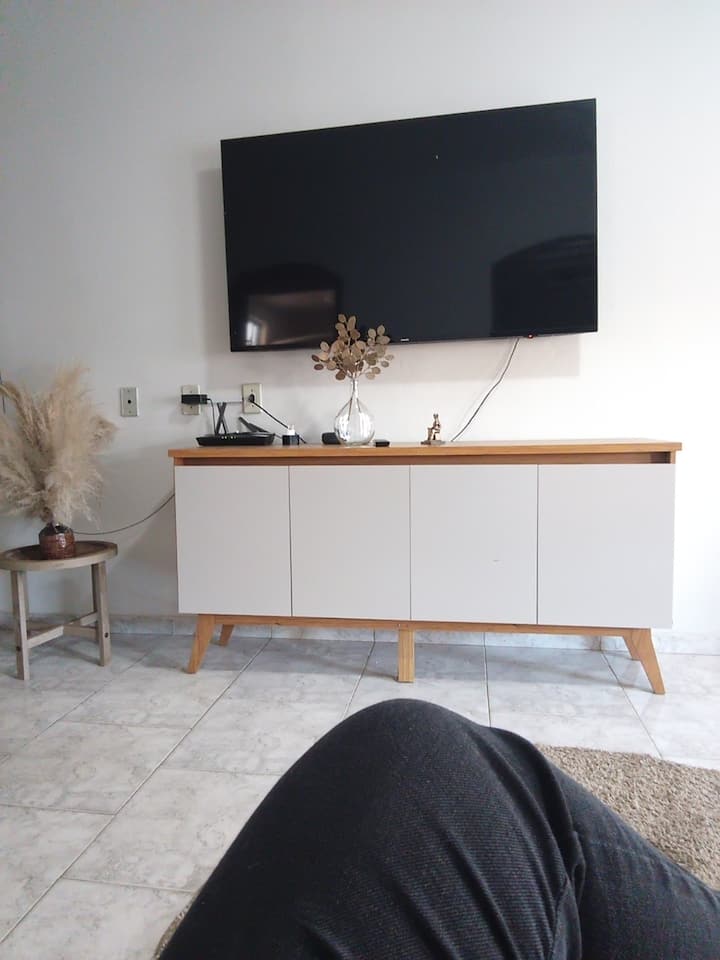 Pousada Completa Com Garagem. - Araxá