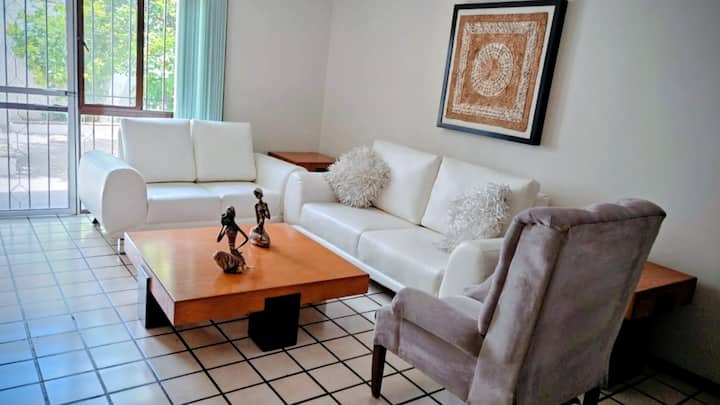 Casa En Coto Privado A Espaldas Del Museo Descubre - Aguascalientes