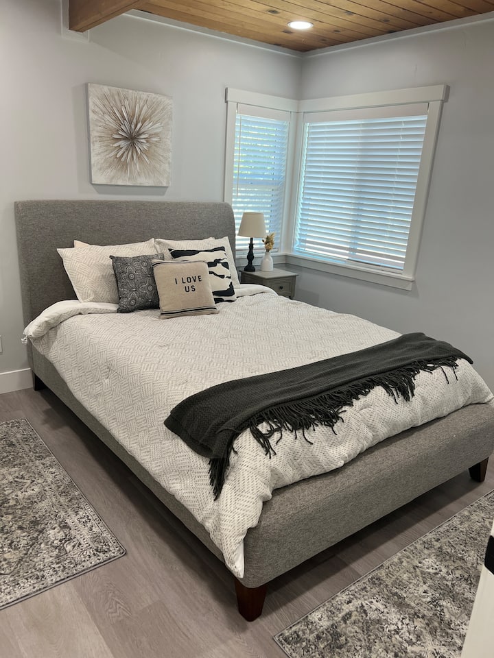 3-bedroom House Near Bidwell Park-great Location! - Chico, CA