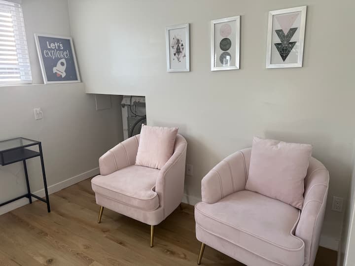 Suite In The Middle Of Mountains - Abbotsford