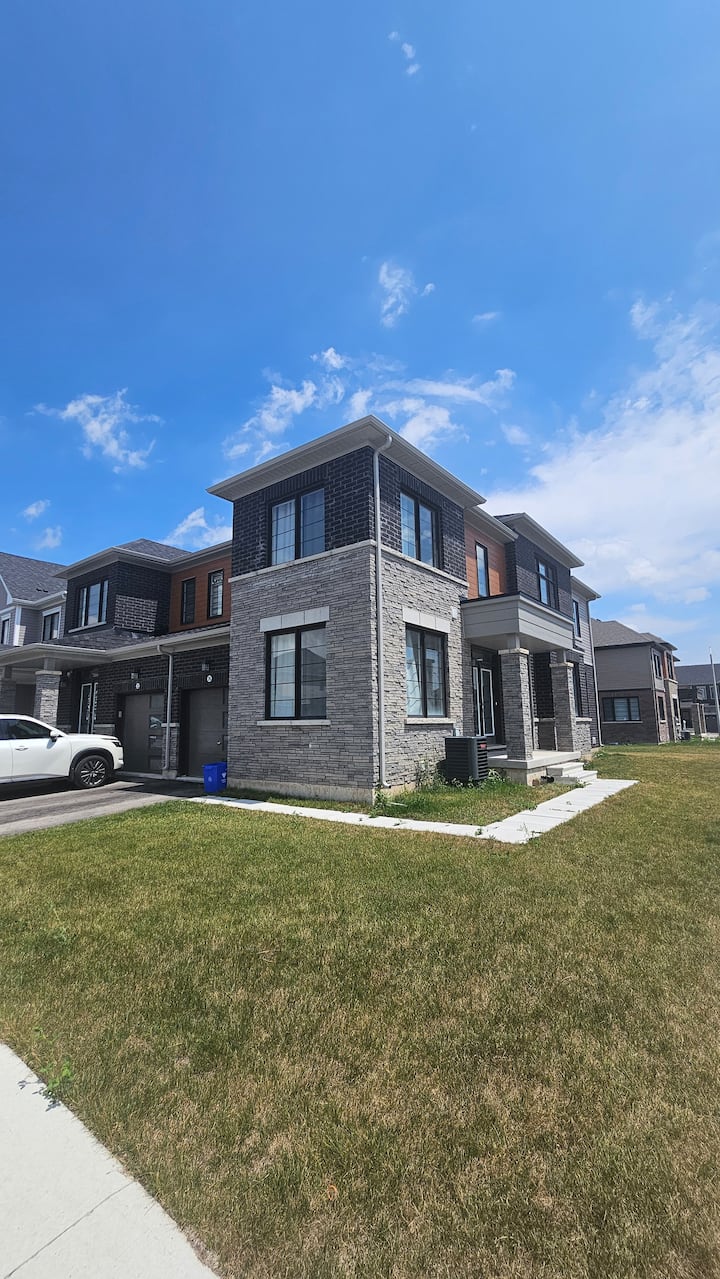 Maison Spacieuse à 15 Min Des Chutes Du Niagara - Welland