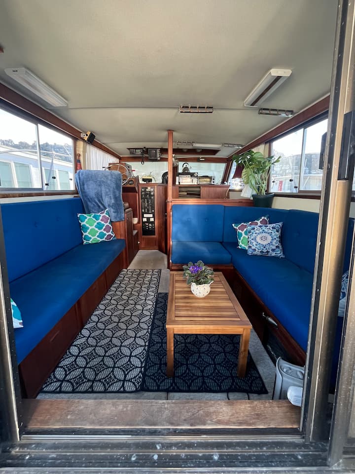 Home On The Bay - Baker Beach, CA