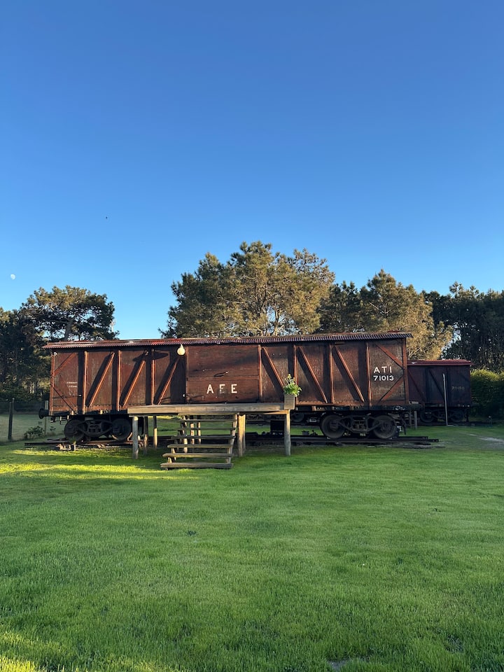 Vagón De Tren Frente A La Playa - Ciudad de la Costa