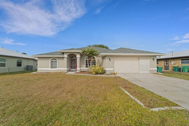 Modern Comfort 3br 2ba Home In Port Charlotte - Port Charlotte, FL