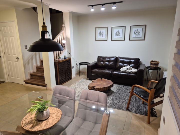 Casa Amplia Cerca De Casino/unab/inacap/mall - Talcahuano