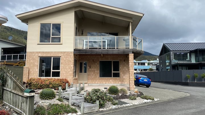 Perano's Place - Picton