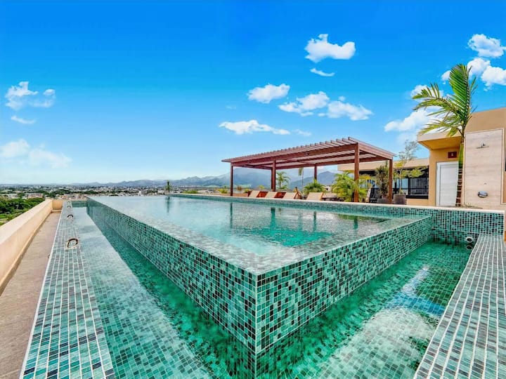Stylish 1br Condo In Versalles Rooftop Pool - Gym - Puerto Vallarta