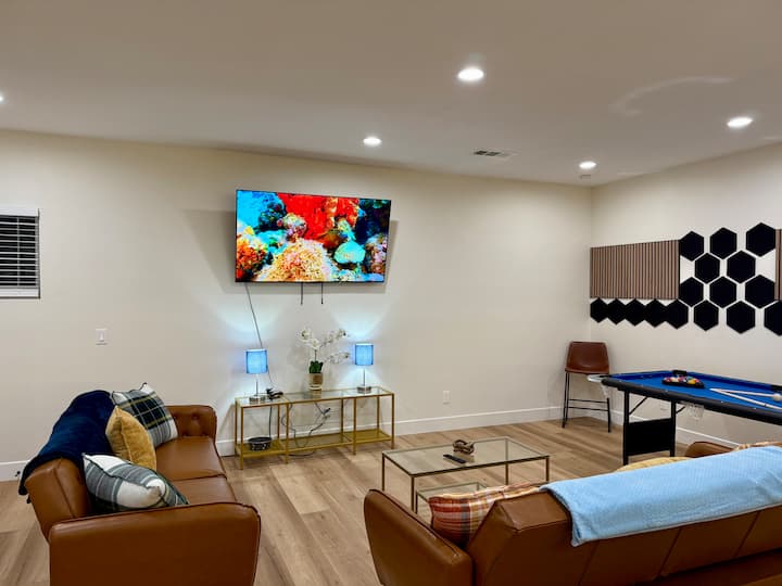 4bd 3bth Family Villa Private Parking - Escondido, CA