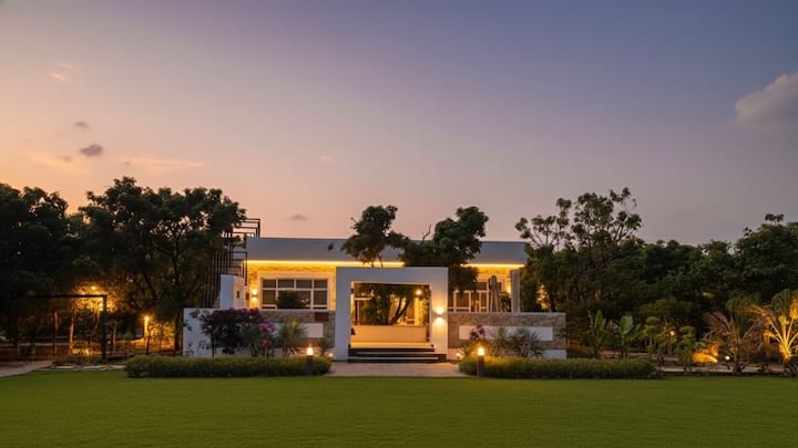 Luxury Private Villa | Pool Stay For Groups - ラムナガル