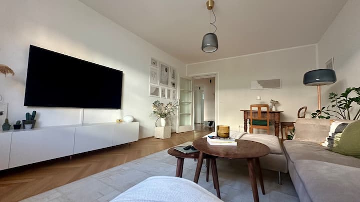 Zentrale & Ruhige 3-zimmerwohnung Mit Balkon - Munique