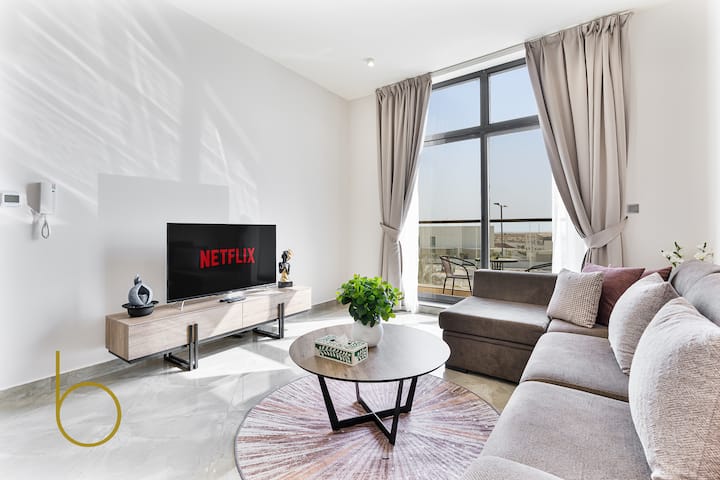 Bookable | 2 Bed Majestic Residence 2| Dubai South - Dubai