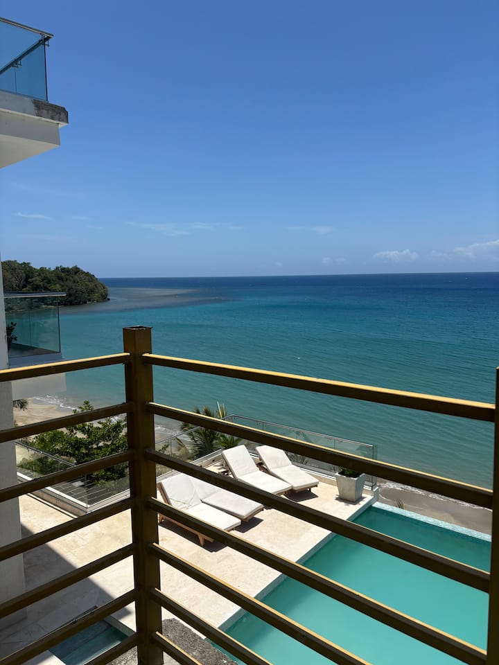 Skyfall - Jamaica