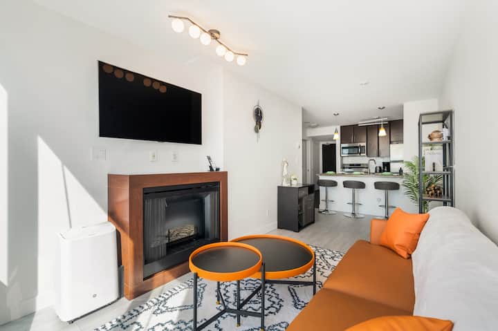 Modern Condo In Downtown Vancouver - Vancouver