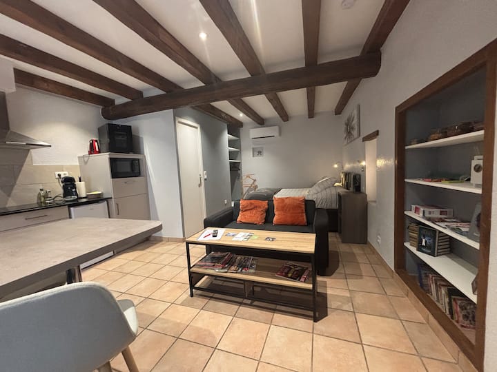 Le Petit Monas 8 Studio Calme Et Climatisé Civaux - Lussac-les-Châteaux