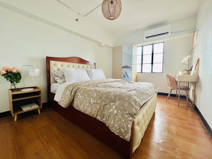 Aurelia’s Haven:a Cozy And Chic 2 Bedroom Condo - Lapu-Lapu City