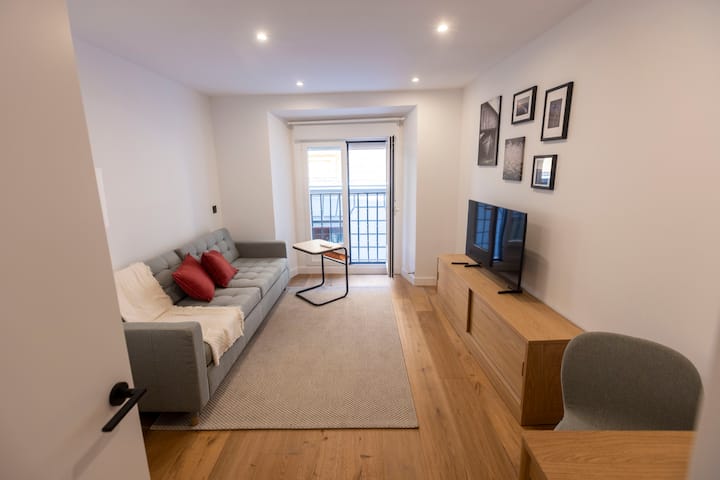 Bonito Apartamento En Cascorro - Madrid
