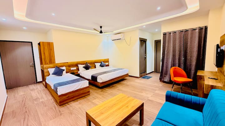 Family Room By Hotel City Inn Gorakhpur - Gorakhpur