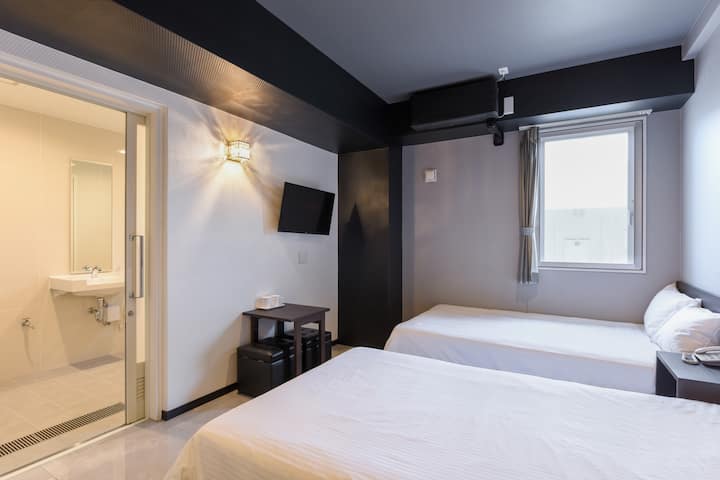 【Rich Rezon Awase ユニバーサルルーム】タオルは毎日交換！ランドリールーム有り - Okinawa, Japan