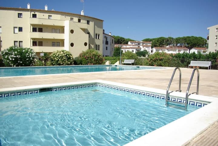 Apartamento En L'escala A 100 Mts De La Playa. - La Escala