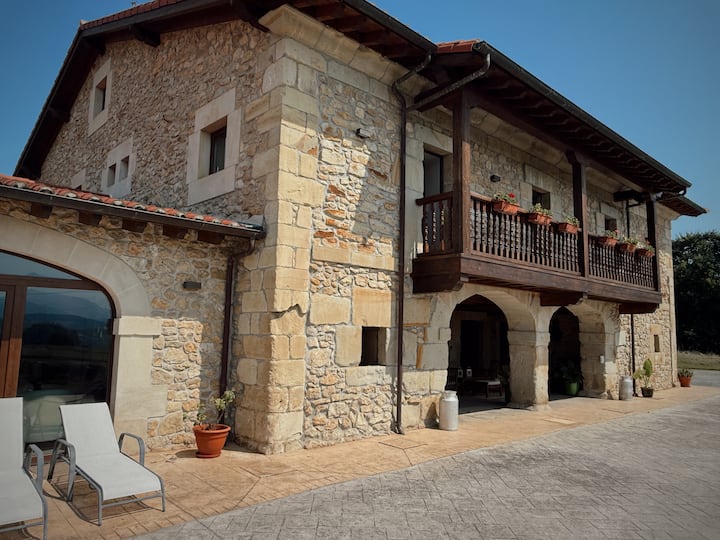 Lomas De San Esteban- Alquiler íNtegro - Santillana del Mar