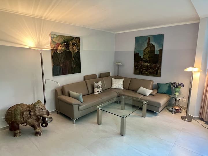 Exklusive Wohnung Mit Terrasse - Munich