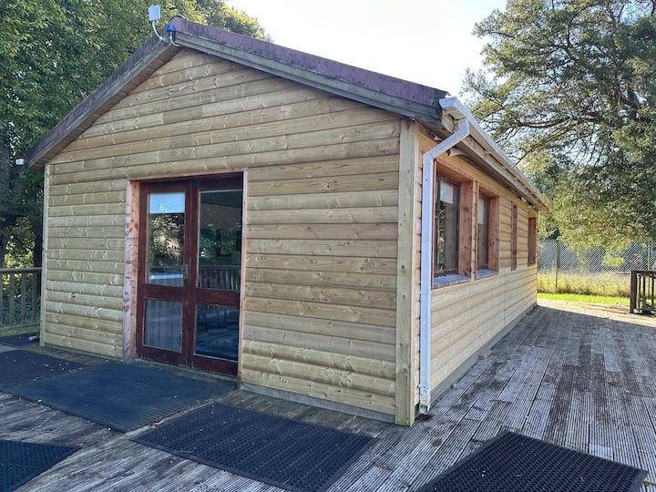 Rustic Lodge - Roscommon - Roscommon