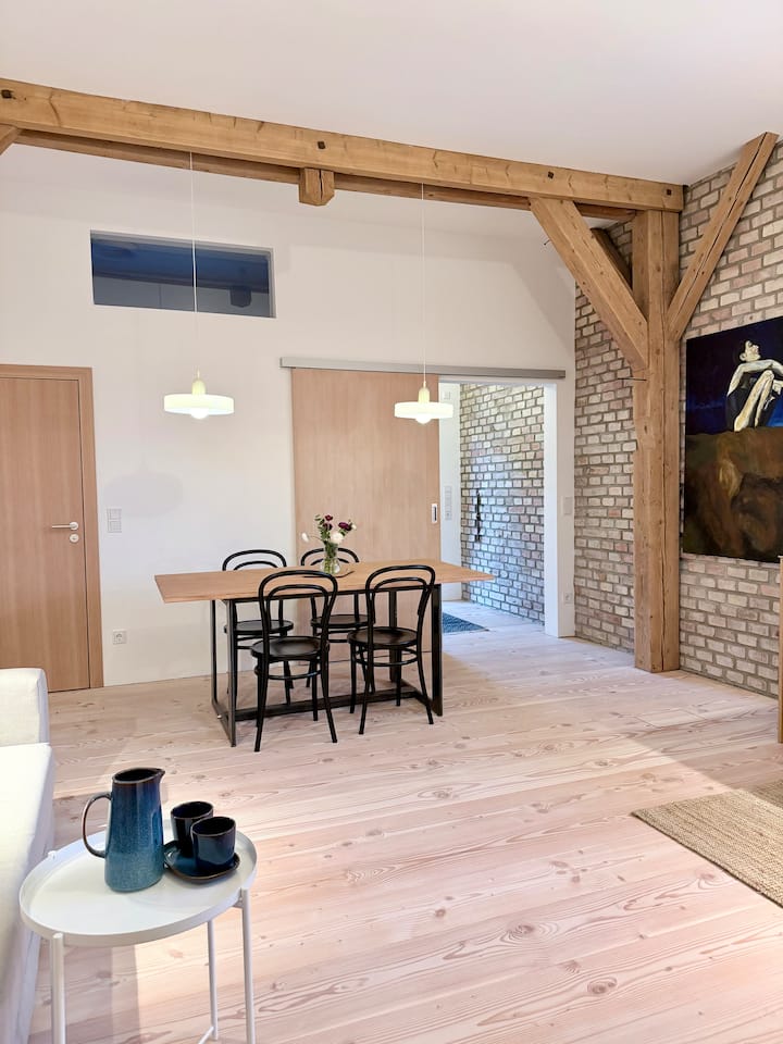 Stilvolle Wohnung In Historischer Tenne - Feldafing