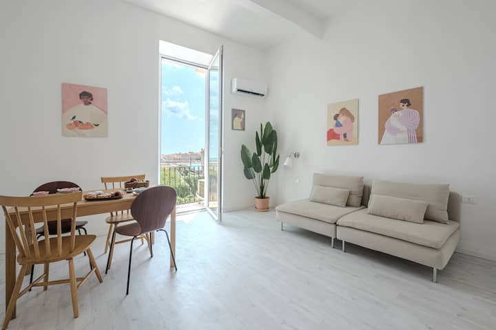 Casa Còra | Sea View, Free Parking, 10 Min Ortigia - Syracuse