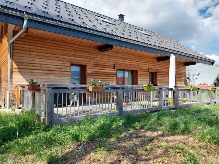Maison Familiale 
Au Pied Des Pistes à La Féclaz - Aix-les-Bains