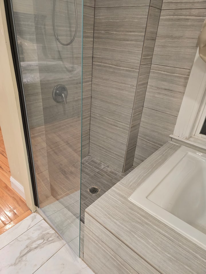 Homenice 6bedroom 10bed 4 Bath Victorian W/ Parkg - Cincinnati, OH