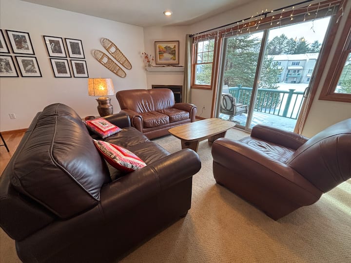 Pinehill Townhome In The Trees - Lake Placid, NY