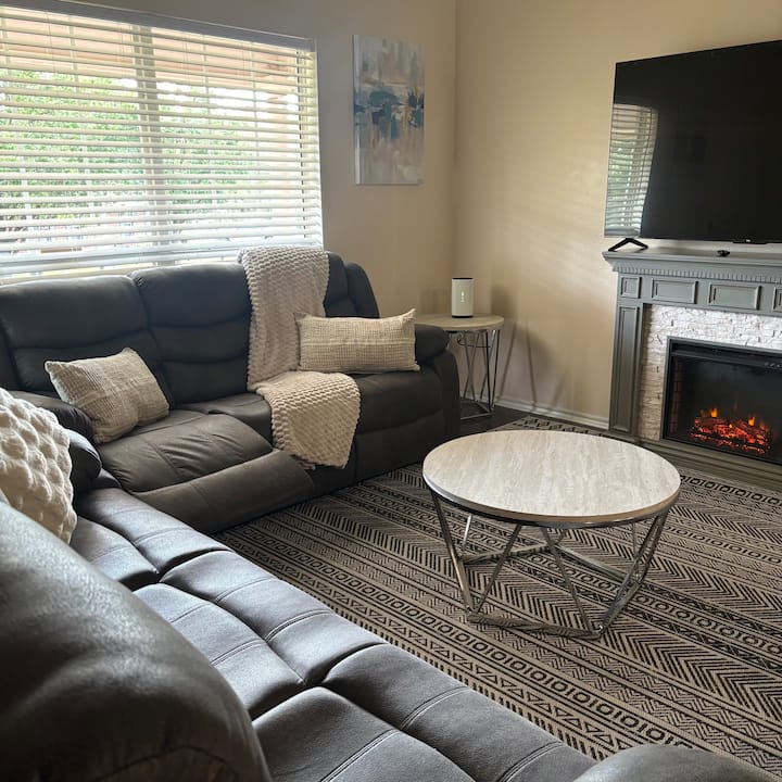 Rustic Comfort In Nash | King Bed - Texarkana, TX
