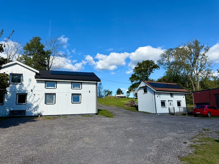 Workers • 19 Beds • 3 Kitchens • Volvo • Parking - Partille