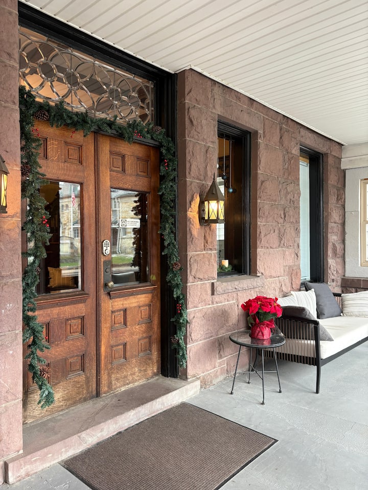 Nh3 - Historic Charm • Cozy 3br Apartment - Treasure Lake, PA