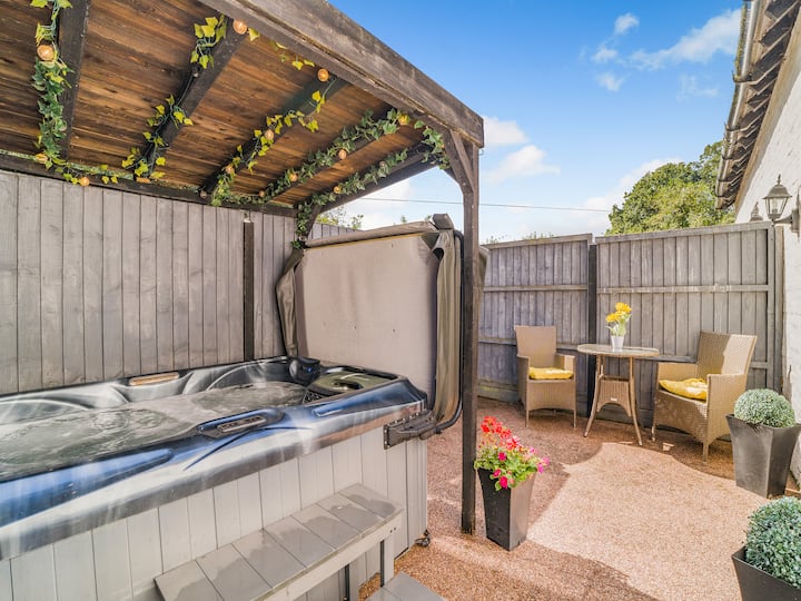 Coachmans Cottage - Uk50418 - Ringwood