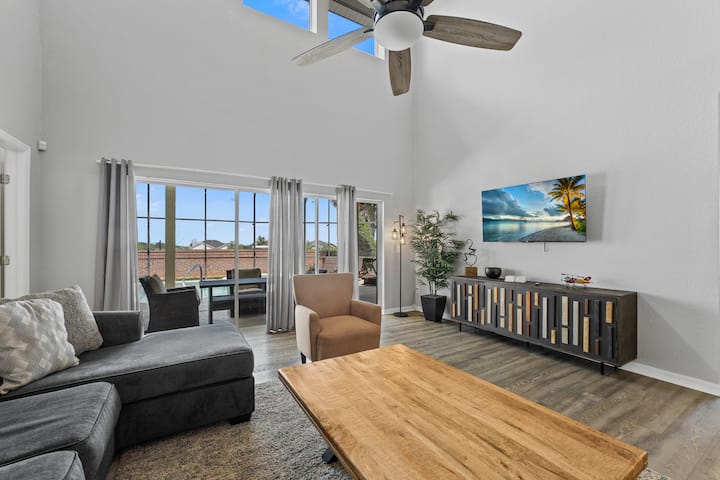 Make Memories In This 6 Bedroom With Private Pool! - Davenport, FL