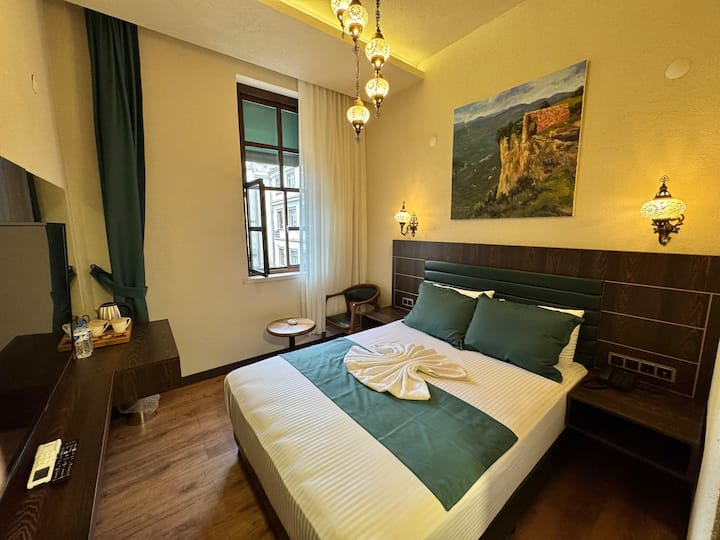 Room 207 – Historical Comfort With City View - Ordu