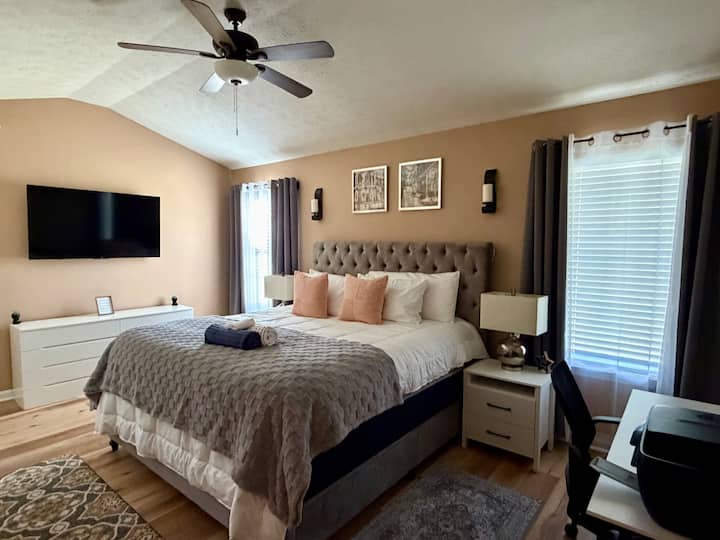 Modern Boho/farmhouse Style Home By The Airport - Union City, GA