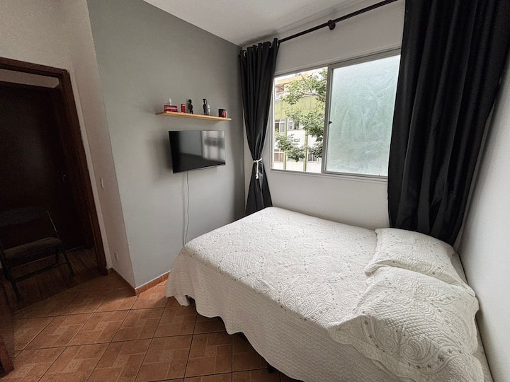 Apto, Um Quarto, Conforto, Segurança. Sem Garagem - Belo Horizonte