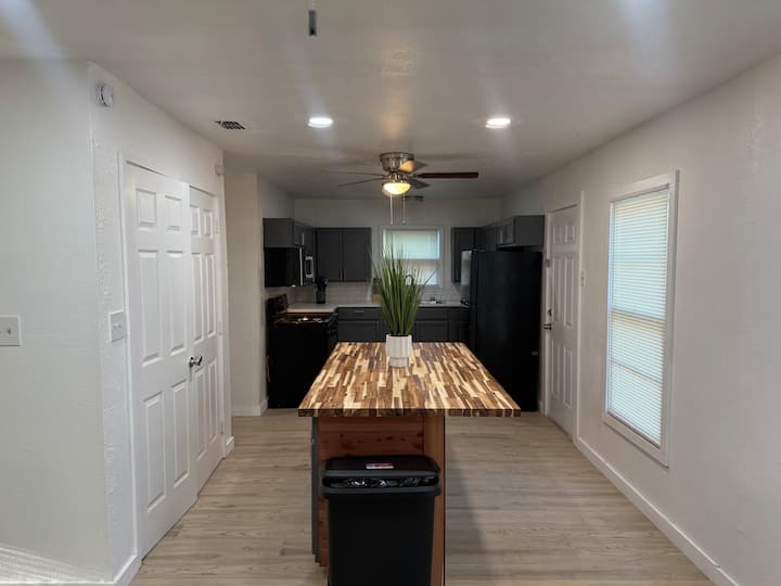 Stylish 2 Bed Near Abilene Christian University! - 阿比林