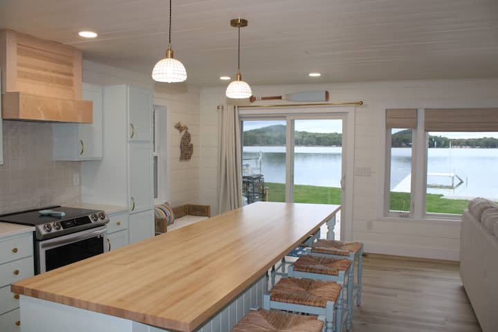 Waterfront Cottage On Bass Lake In Pentwater - Pentwater, MI