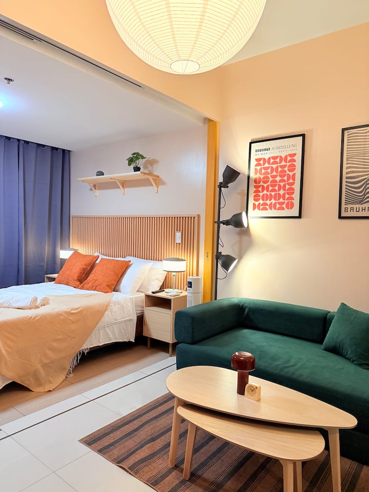 New! Modern And Cozy 1br Uptown Bgc | 350mbps - Taguig