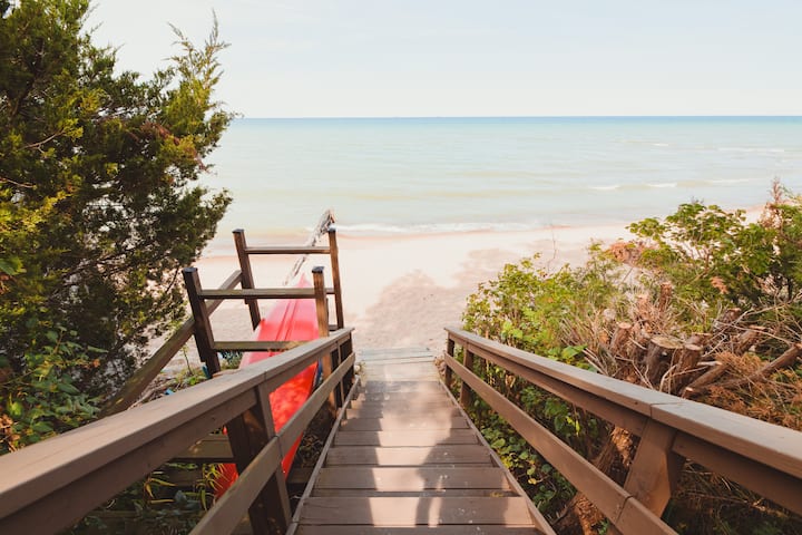 Between Lake & Sky - Lakefront On Lake Huron - Sarnia