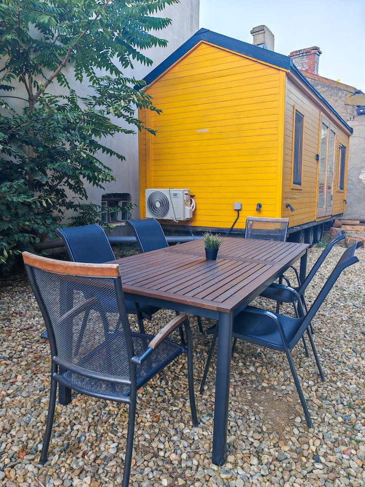 Minimalistic Central Tiny House 3 - Boekarest