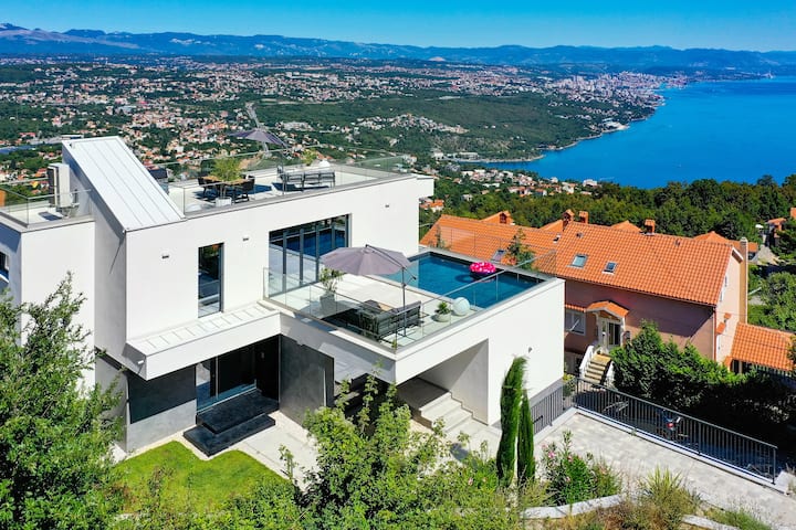 Opatija Sky, Villa For 10 With Panoramic Sea View - Opatija