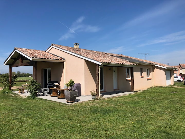 Loue Agréable Maison Dans Quartier Calme. - Castelsarrasin