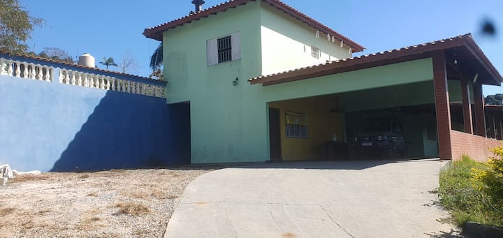 Chácara Aconchegante Em Ibiúna Com Lazer Completo - Ibiúna